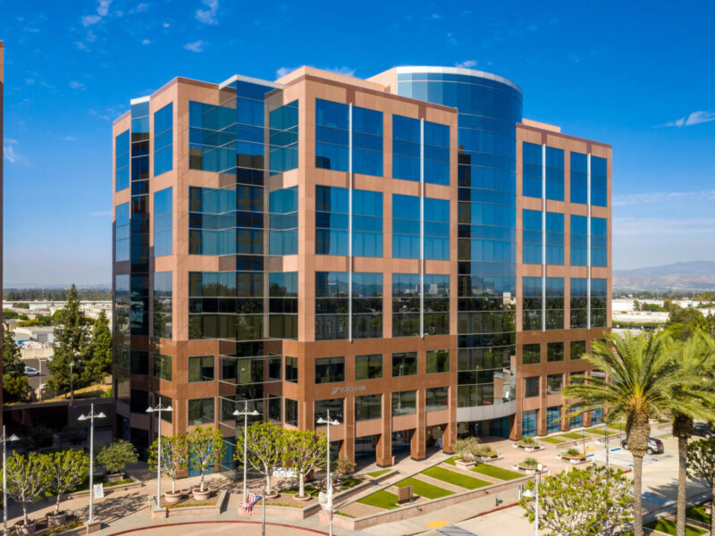 Trophy Quality Building - Sigma Club